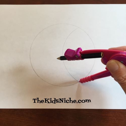 Drawing Flowers with a Compass – The Kids Niche
